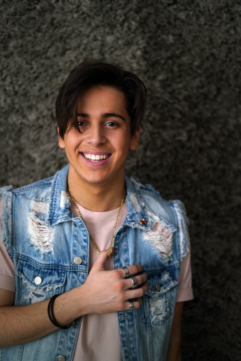 Eurovision Australia Decides 2019: There’s no dust on AYDAN | JOY ...