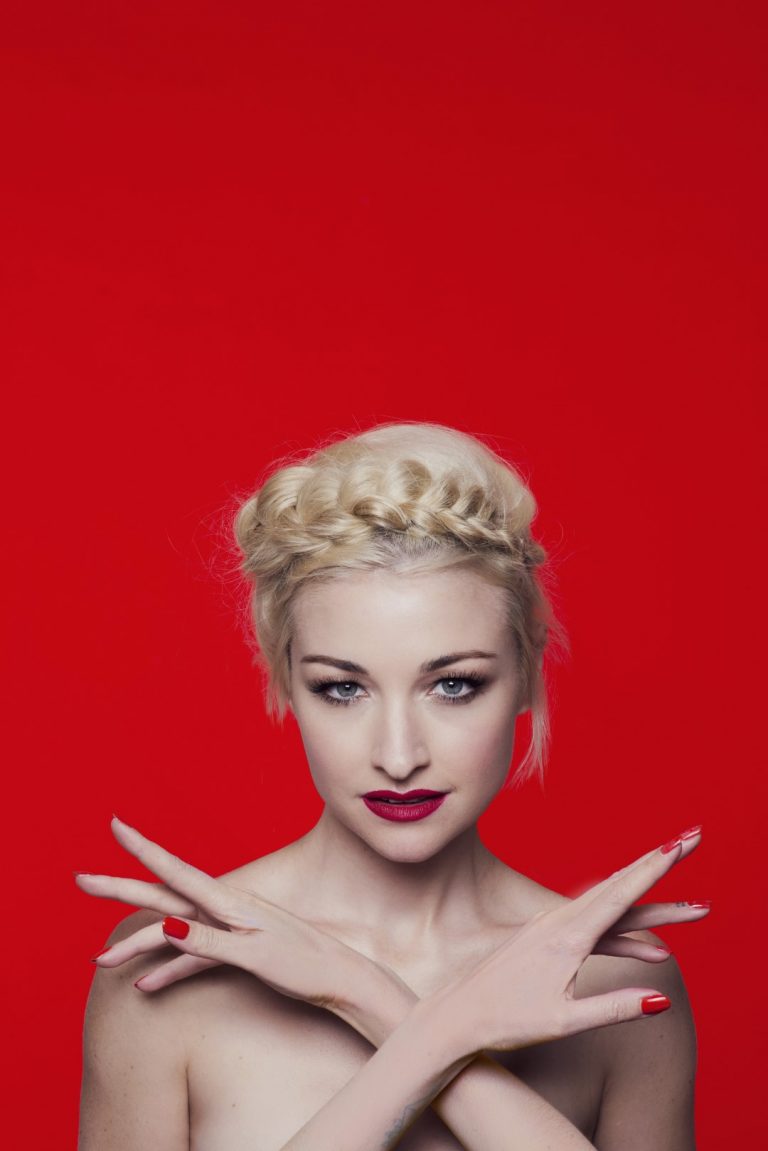 Eurovision Australia Decides 2019: Kate Miller-Heidke floats with ...