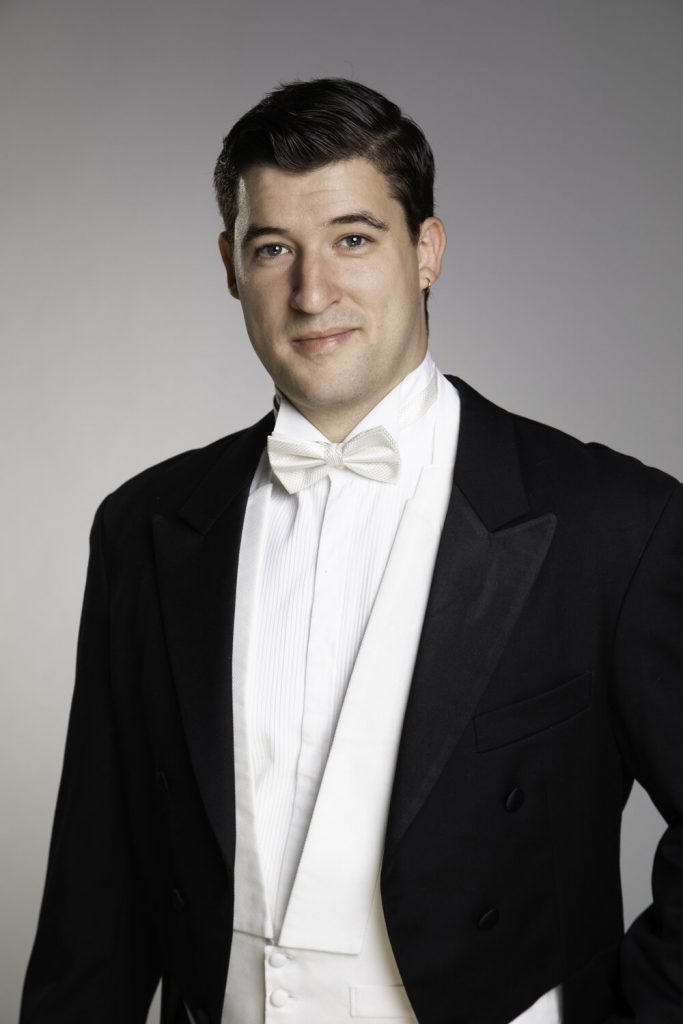 Max Riebl – Countertenor talks to David Hunt | Sunday Arts Magazine